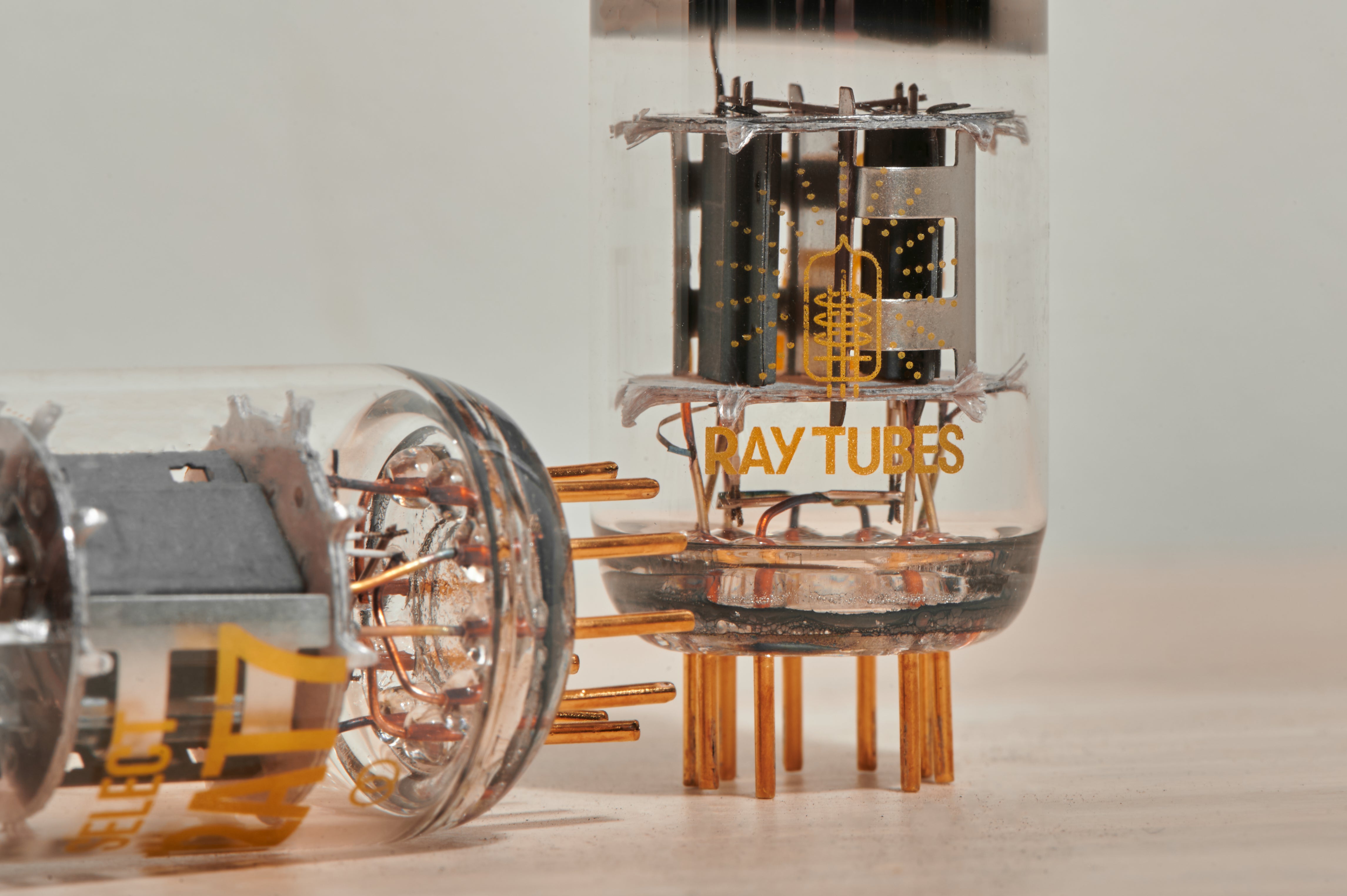 12AT7 SELECT Premium Vacuum Tube by Ray Tubes - Apose